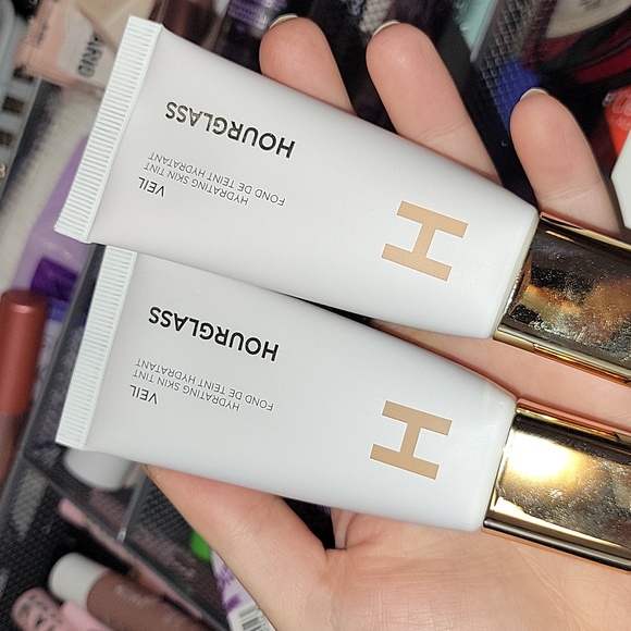 Hourglass | Makeup | Hourglass Veil Hydrating Skin Tint Foundation Both ...